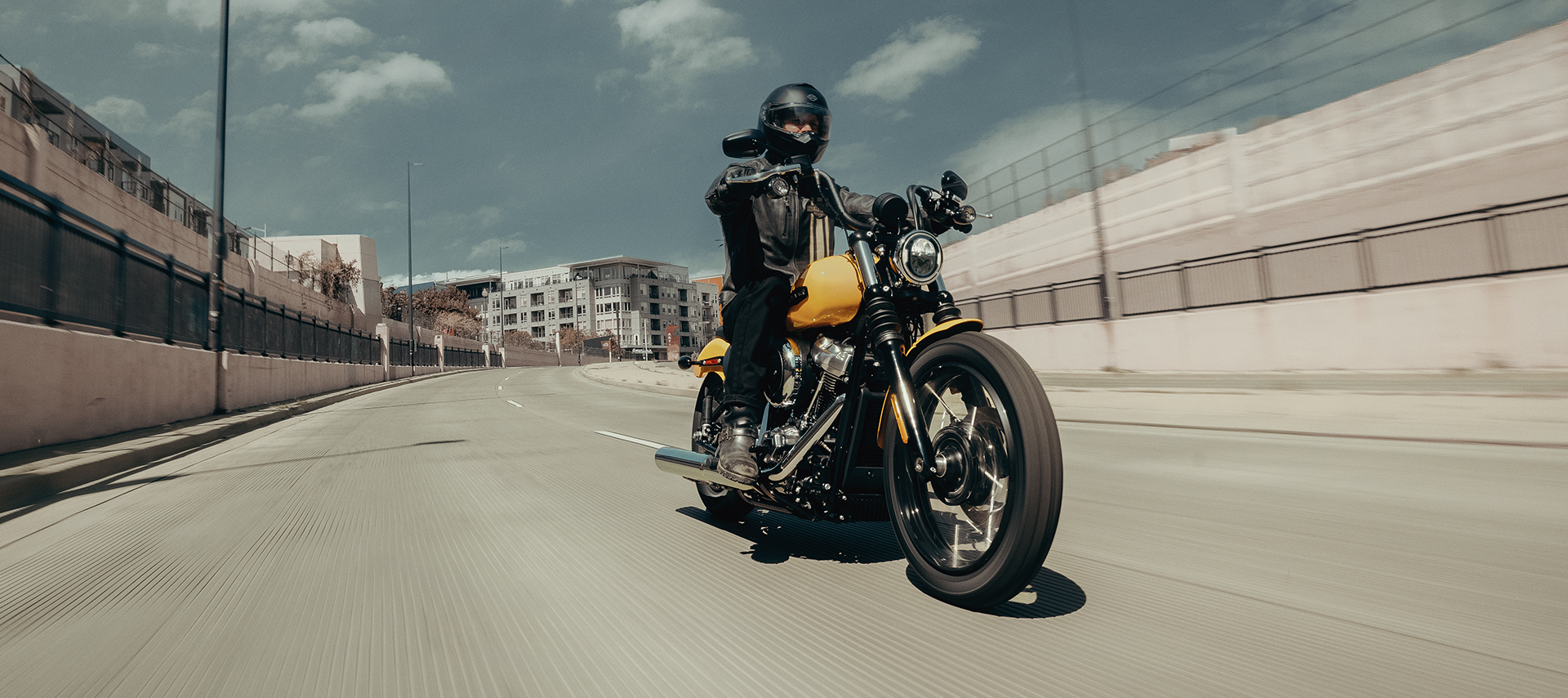 2025 Street Bob モーターサイクル | Harley-Davidson JP