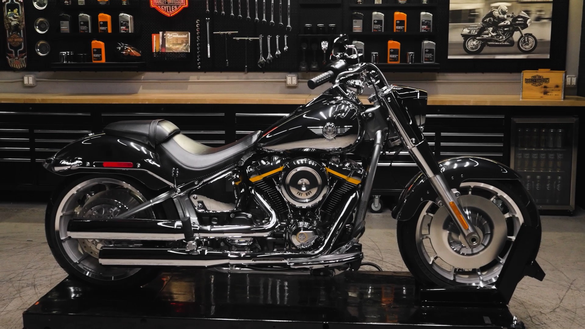 2025 Fat Boy Gray Ghost Motorcycle | Harley-Davidson USA