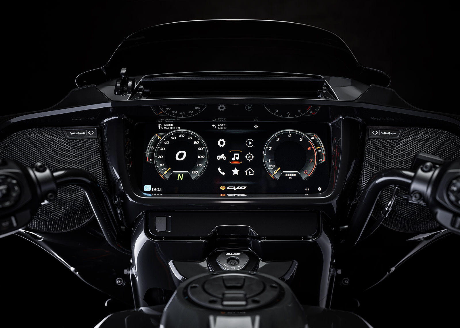 2025 CVO Street Glide Motorcycle | Harley-Davidson USA