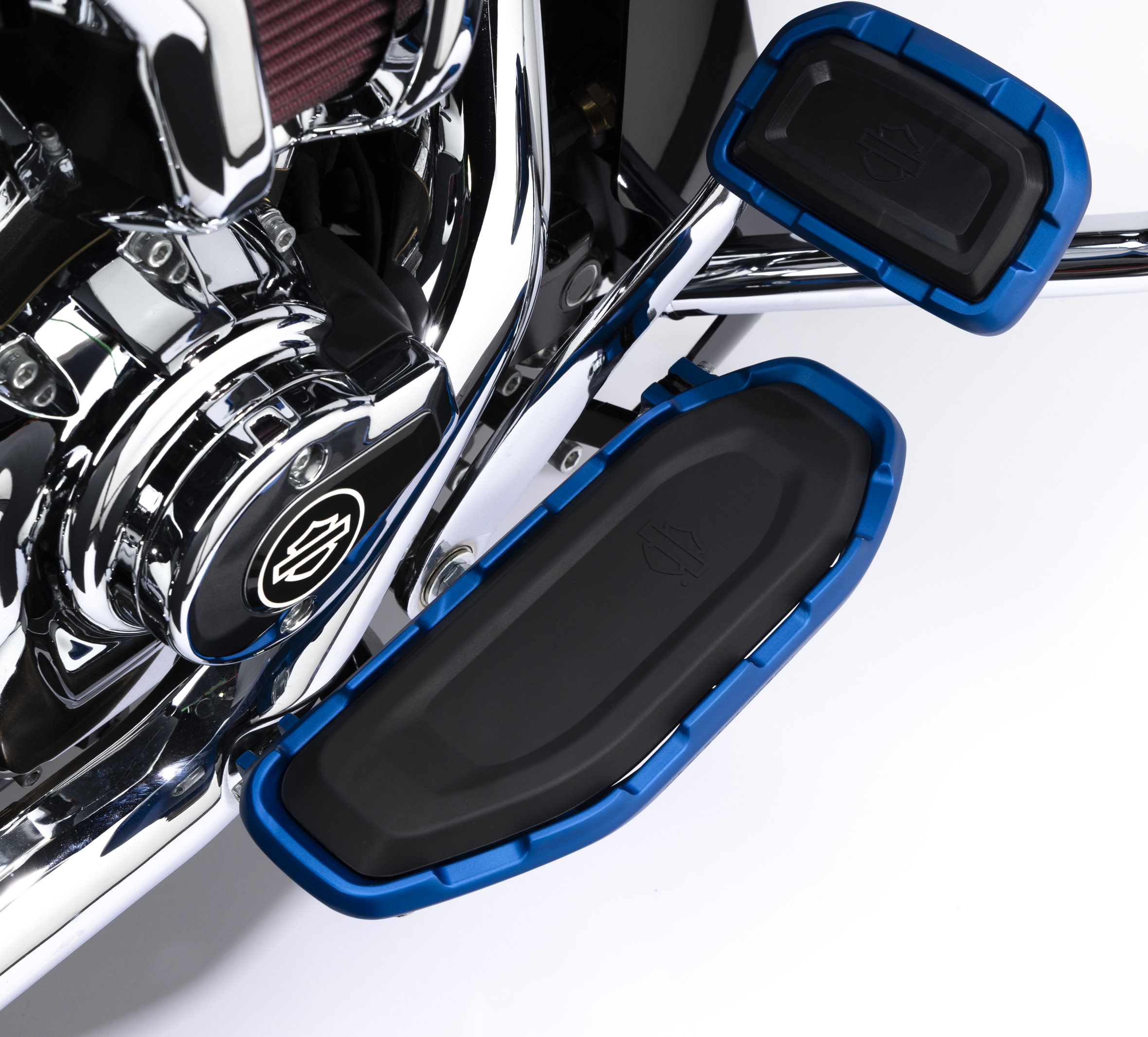 Redline Rider Footboard Comfort Inserts | Harley-Davidson USA